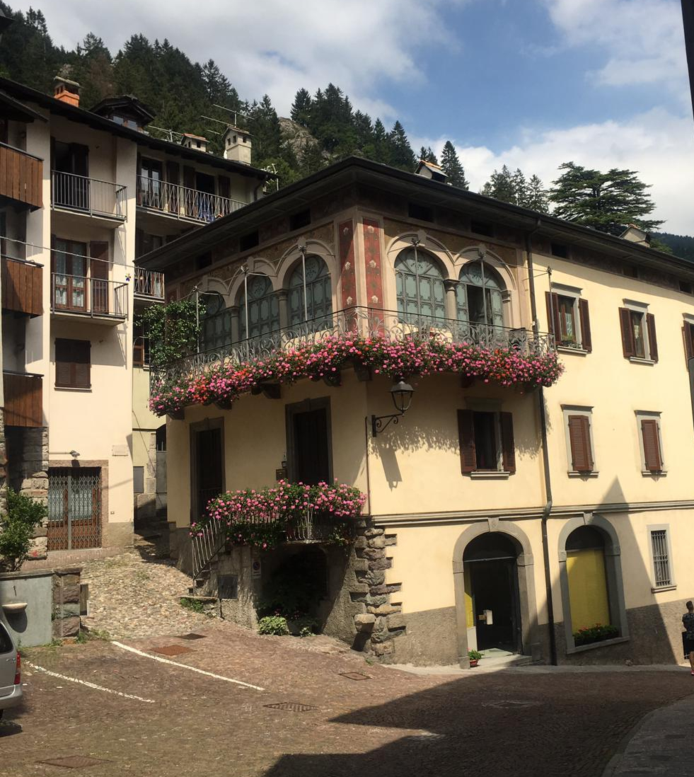 Val Seriana | 10 motivi per visitare Gromo, dal medioevo al Vintage